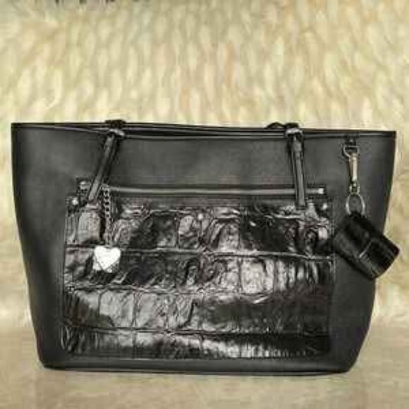 Aurielle | Bags | Aurielle Black Pebble Leather Purse | Poshmark